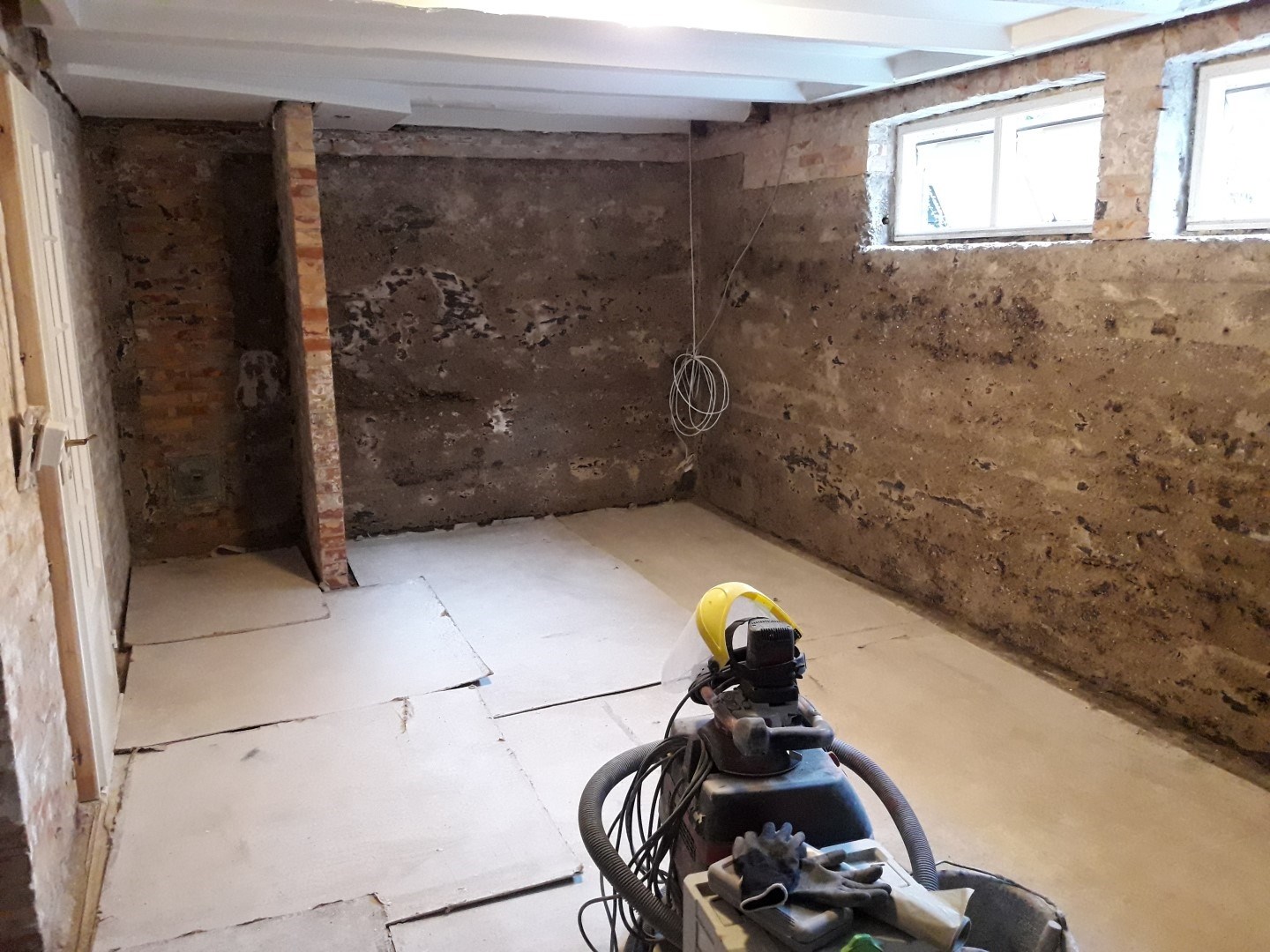 Indvendig efterisolering i diffusionsåbne Ytong Multipor isoleringsplader