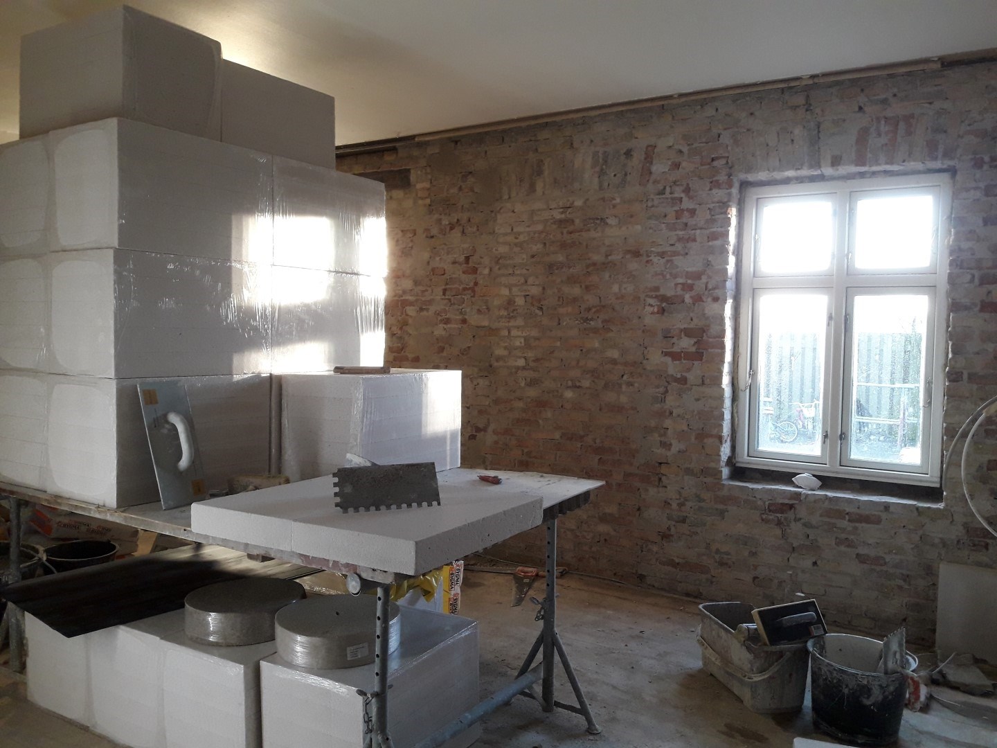 Indvendig efterisolering i diffusionsåbne Ytong Multipor isoleringsplader